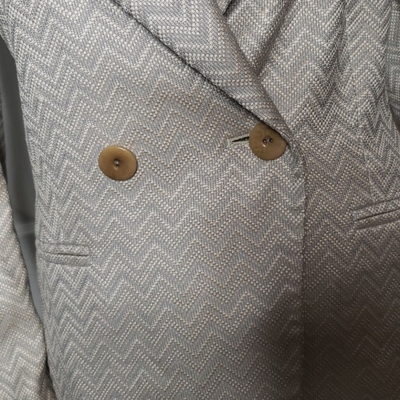 Escada | Jackets & Coats | Escada Gold Cream Blazer Vintage Size 2 ...